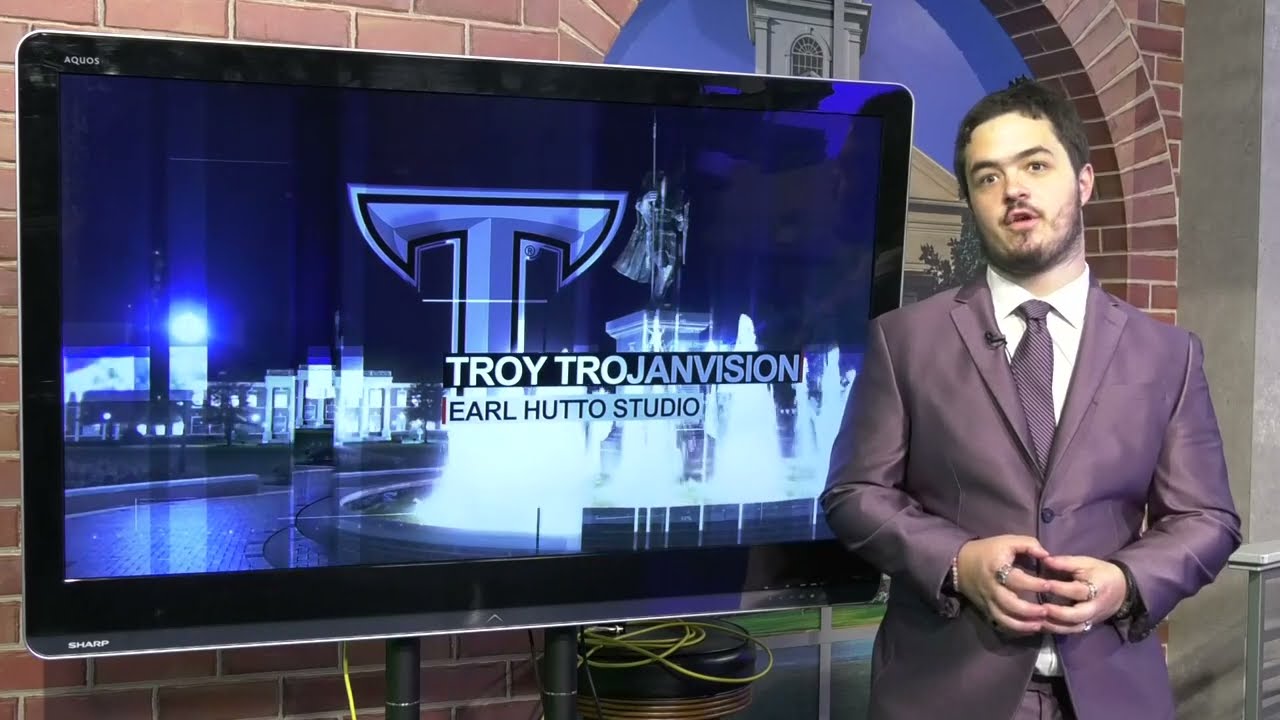 Mayor Jason Reeves and Coach Chuck Dunn share life advice, guidance ...