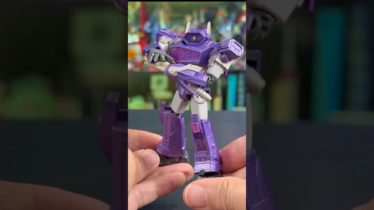 Hasbro's Transformers Studio Series Constructicon Combiners: Start Your ...